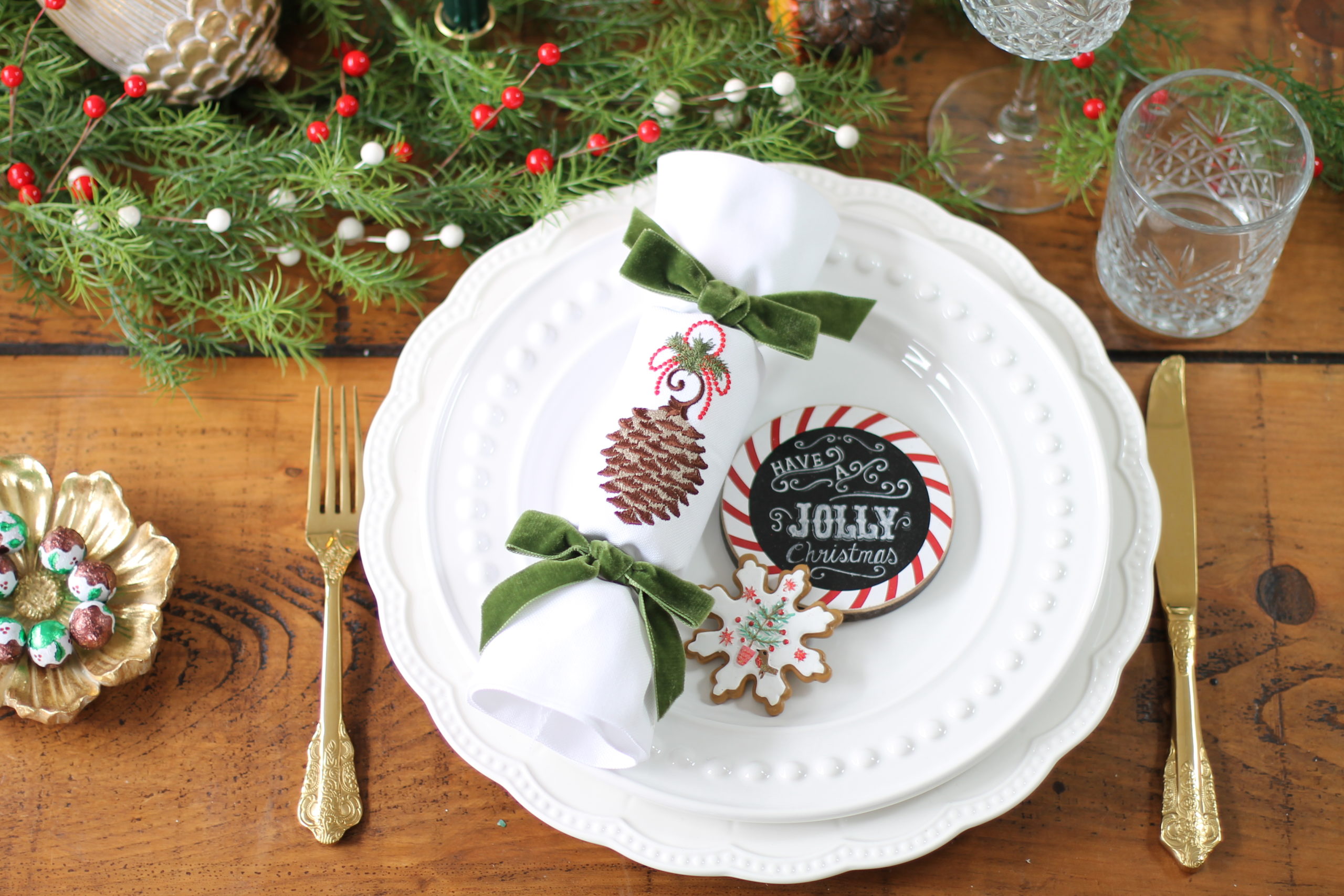 Reusable Fabric Crackers Pine Cone | The Embroidered Napkin Co