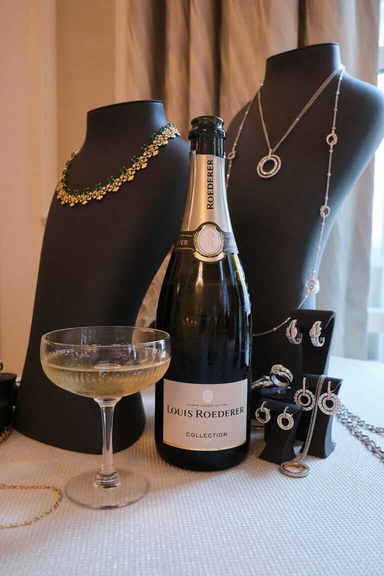 Boodles x The Wedding Edition With Luxury Velvet Table Bows